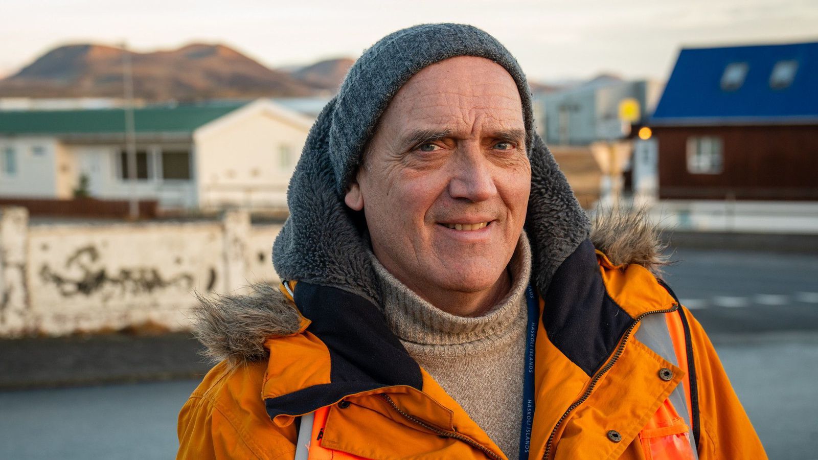 Ljótar sprungur en lítur miklu betur út en hann í­myndaði sér - Vísir