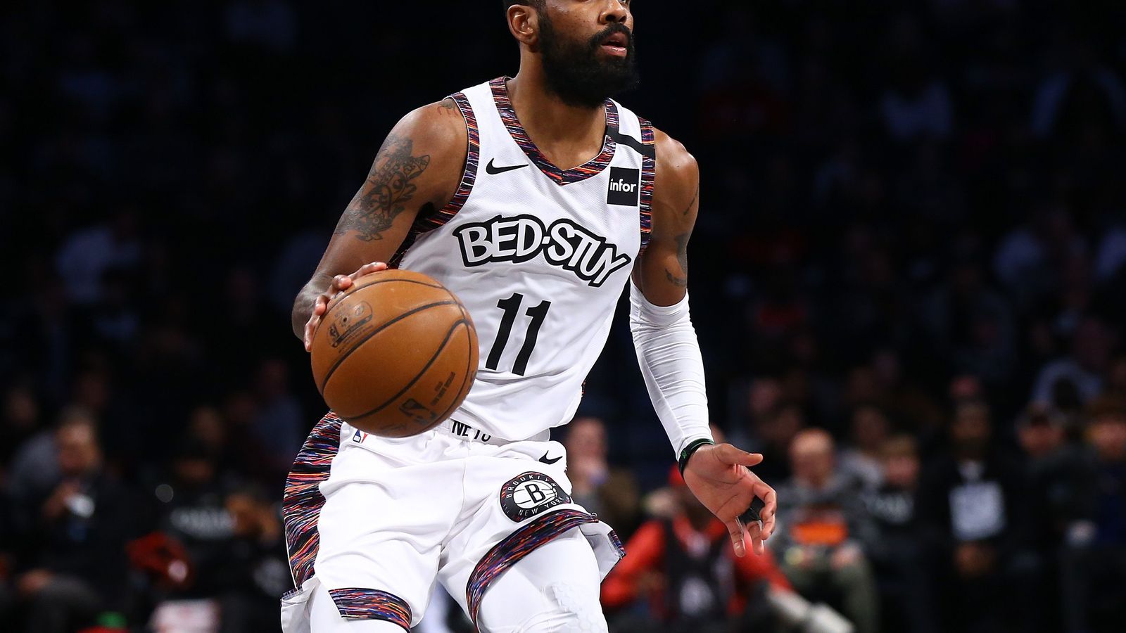 Kyrie verður ekki með Nets í Disney World - Vísir