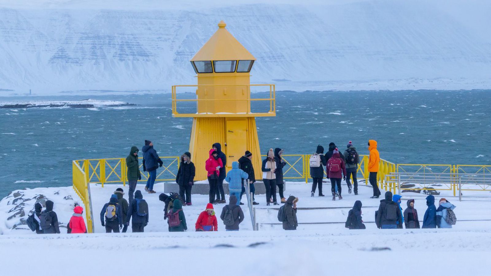 Fimm­tán alhvítir dagar og sól­skin undir meðal­lagi - Vísir