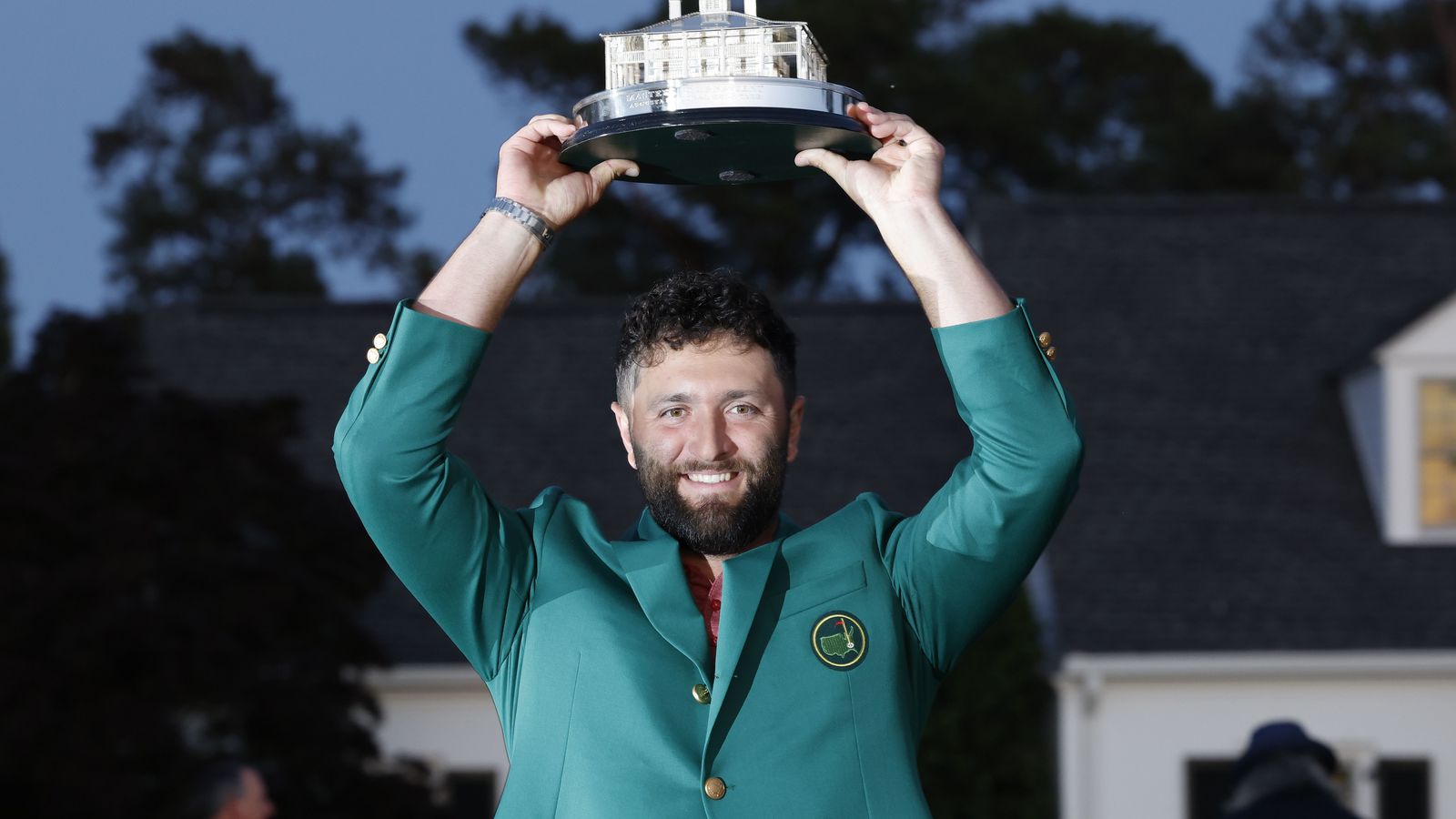 Rahm veitti sam­landa sínum virðingu eftir sigurinn á Masters - Vísir