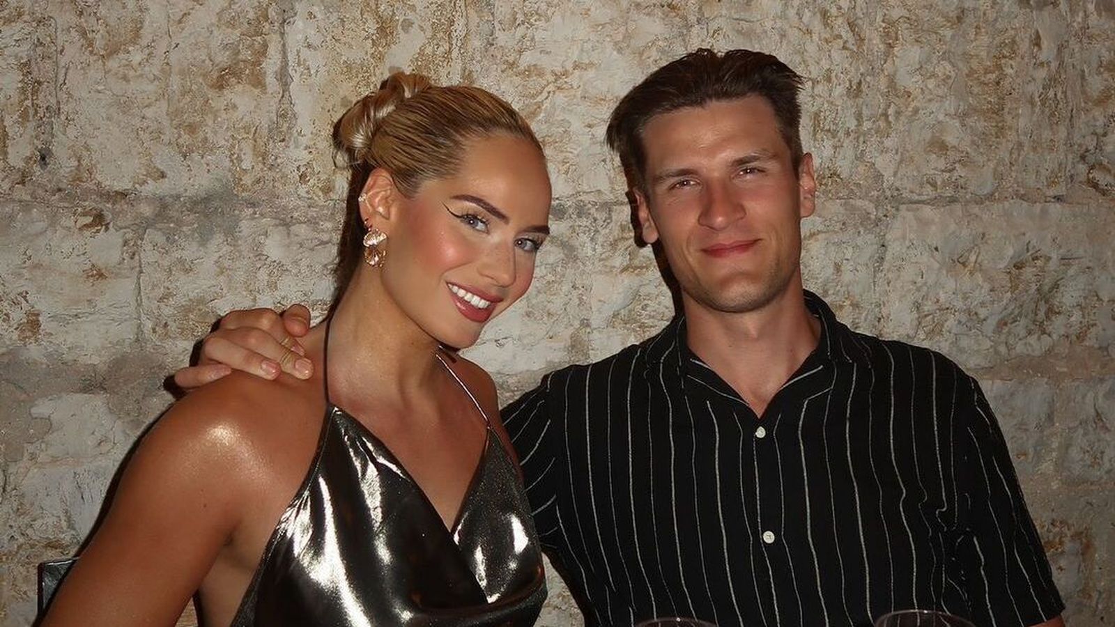 Bene­dikt og Sunn­eva Einars selja slotið - Vísir