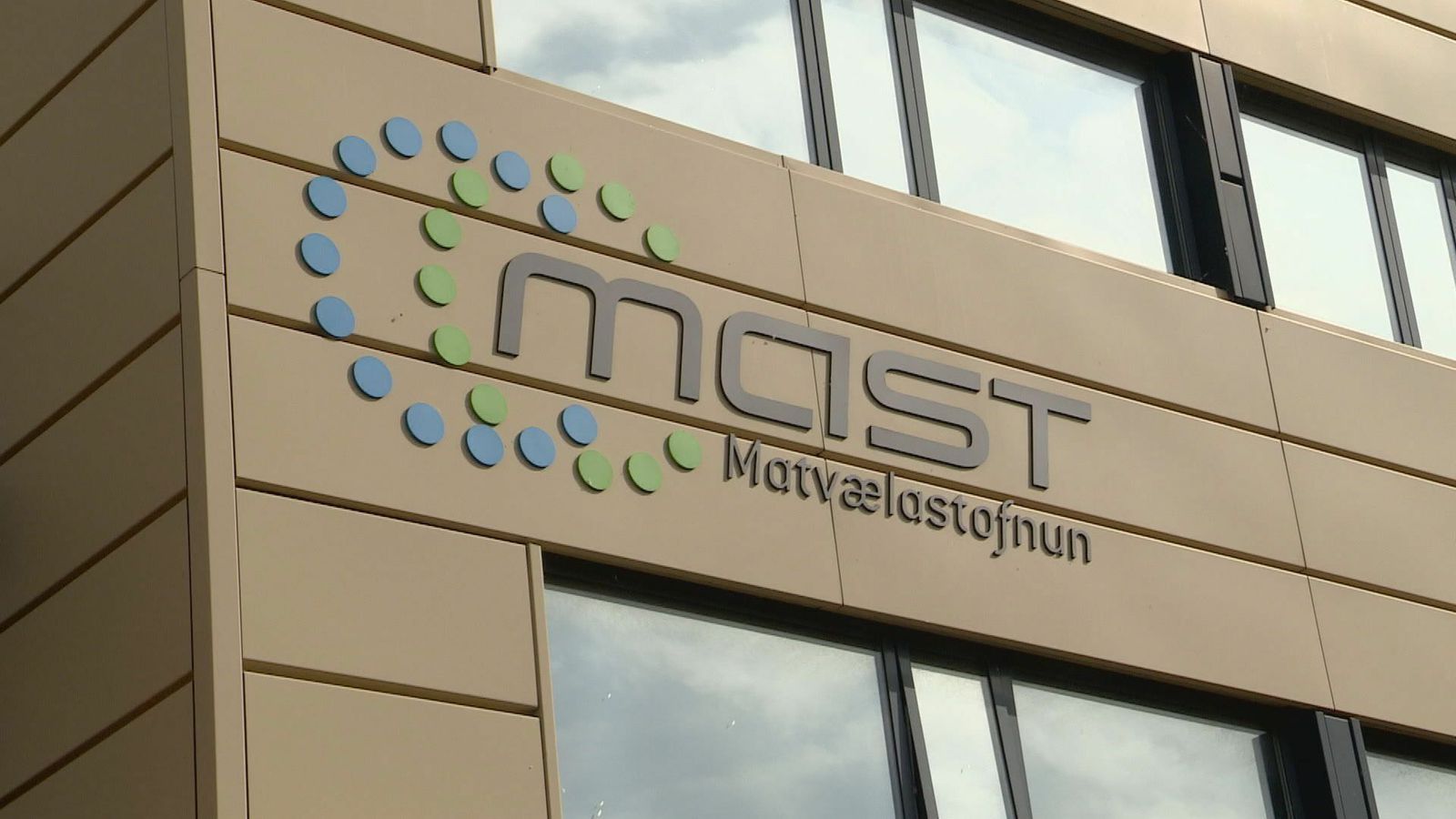 Stöðva starf­semi matvælafyrirtækis á Norður­landi - Vísir