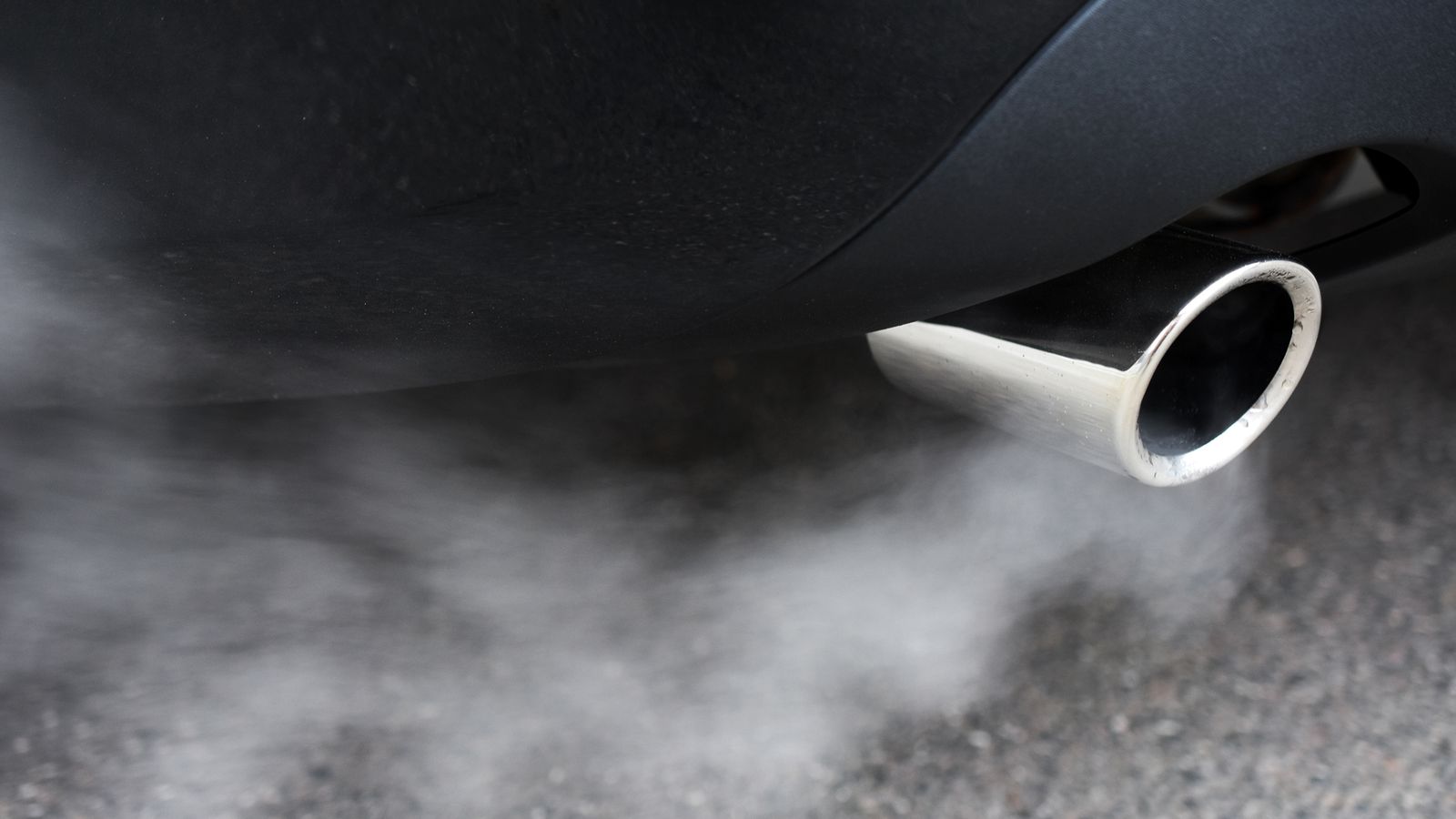 ESB heldur sig við bensín- og díselbíla bann - Vísir