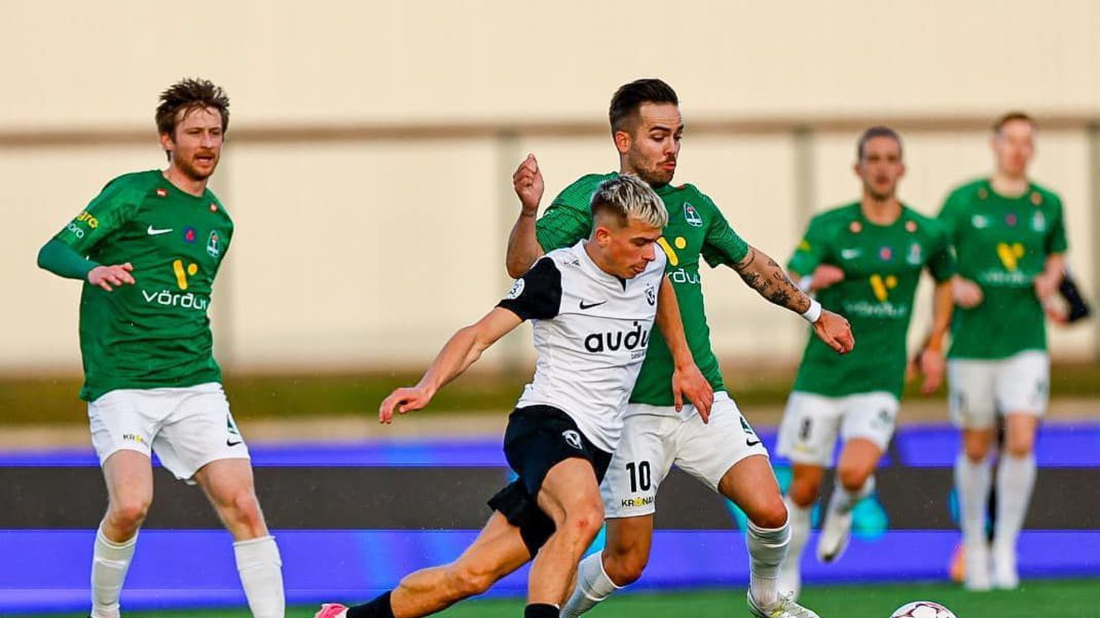 Út­lit fyrir að Kjartan fylli skarð Gylfa hjá Val - Vísir