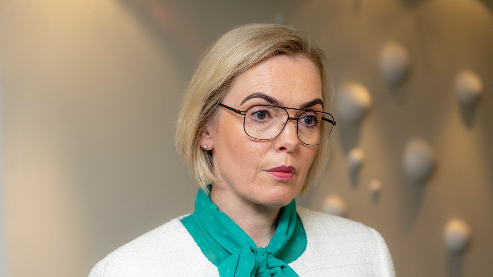 Ráð­herra hyggst skoða nafna­breytingu Mohamad Th. Jóhannes­sonar - Vísir