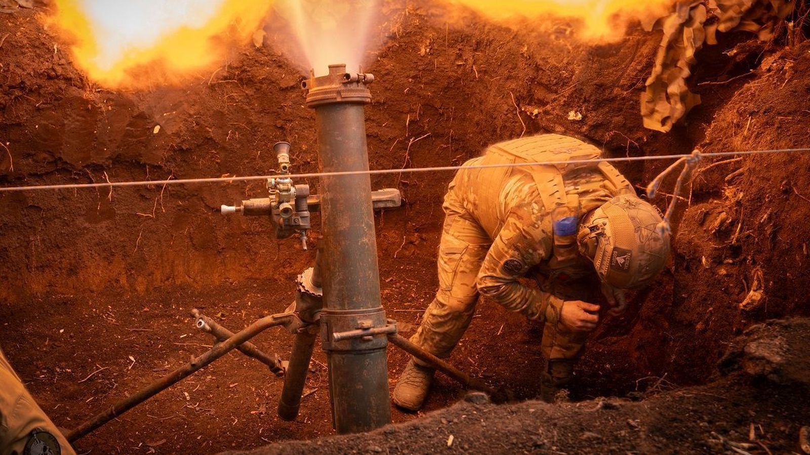 Senda fleiri eld­flaugar og fall­byssur til Úkraínu - Vísir