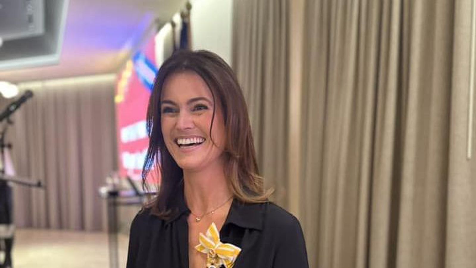 Inga Lind orð­laus með orðu frá Spánarkonungi - Vísir