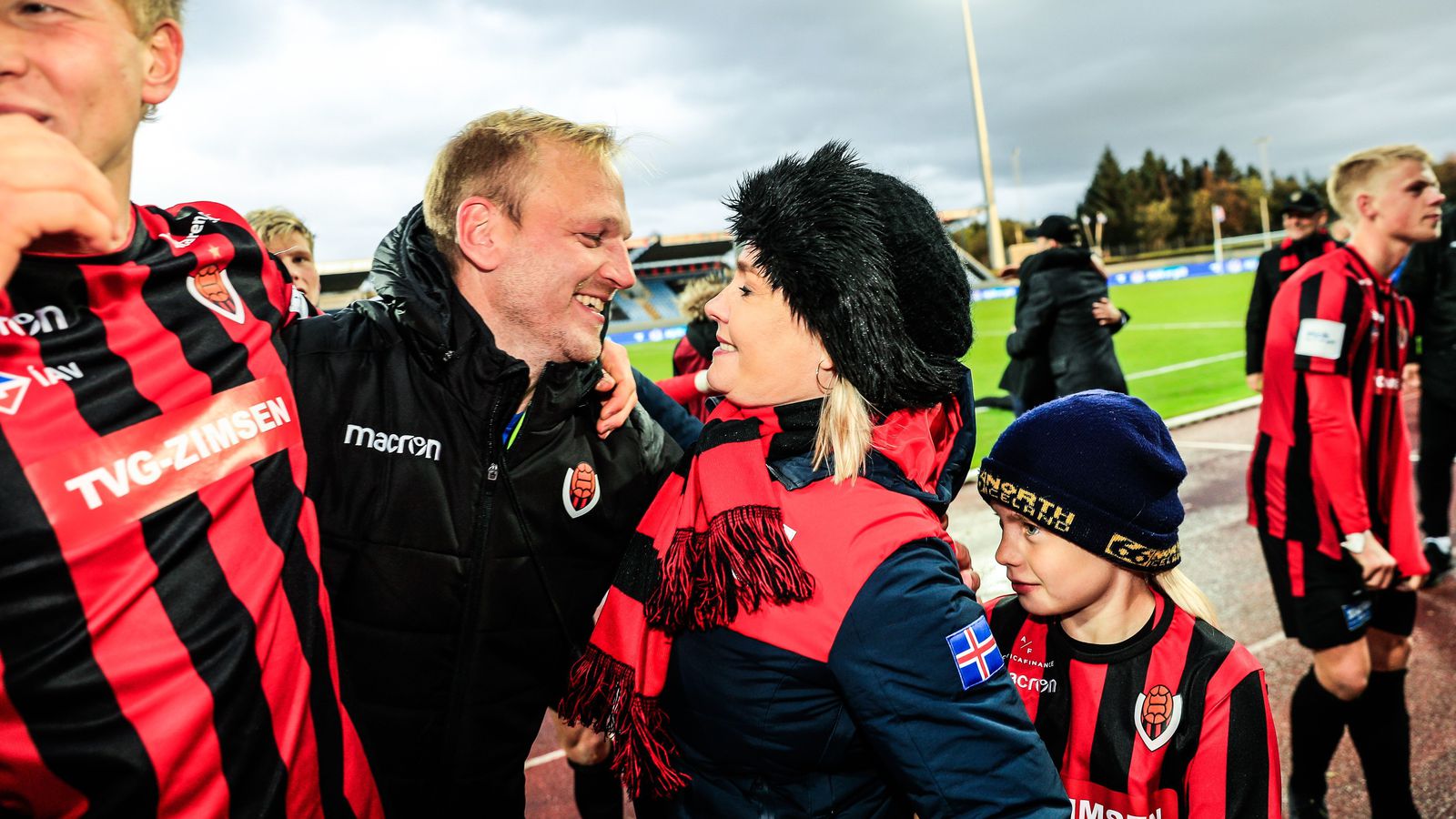 Himinn og haf á milli hegðunar íslenskra foreldra og sænskra - Vísir