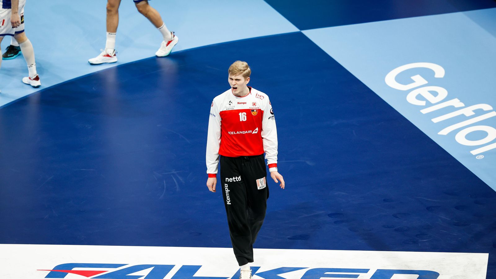 Viktor Gísli og Orri Freyr með stór­leiki en tíu mörk Óðins dugðu ekki ...