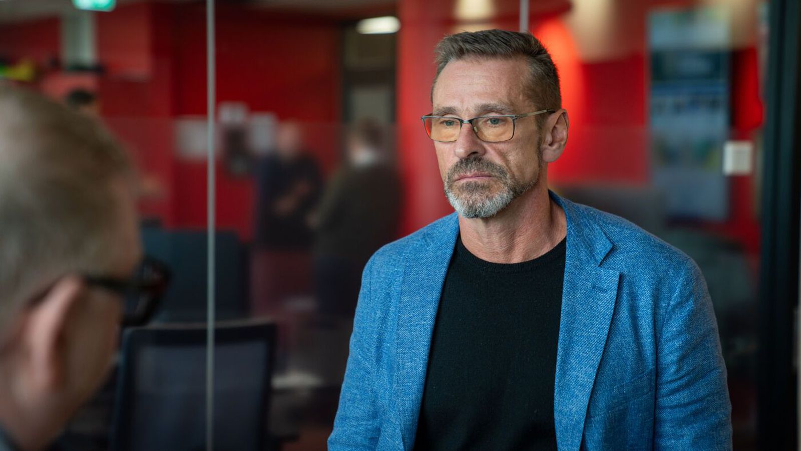 Helgi hafnar flutningi og lætur af em­bætti - Vísir