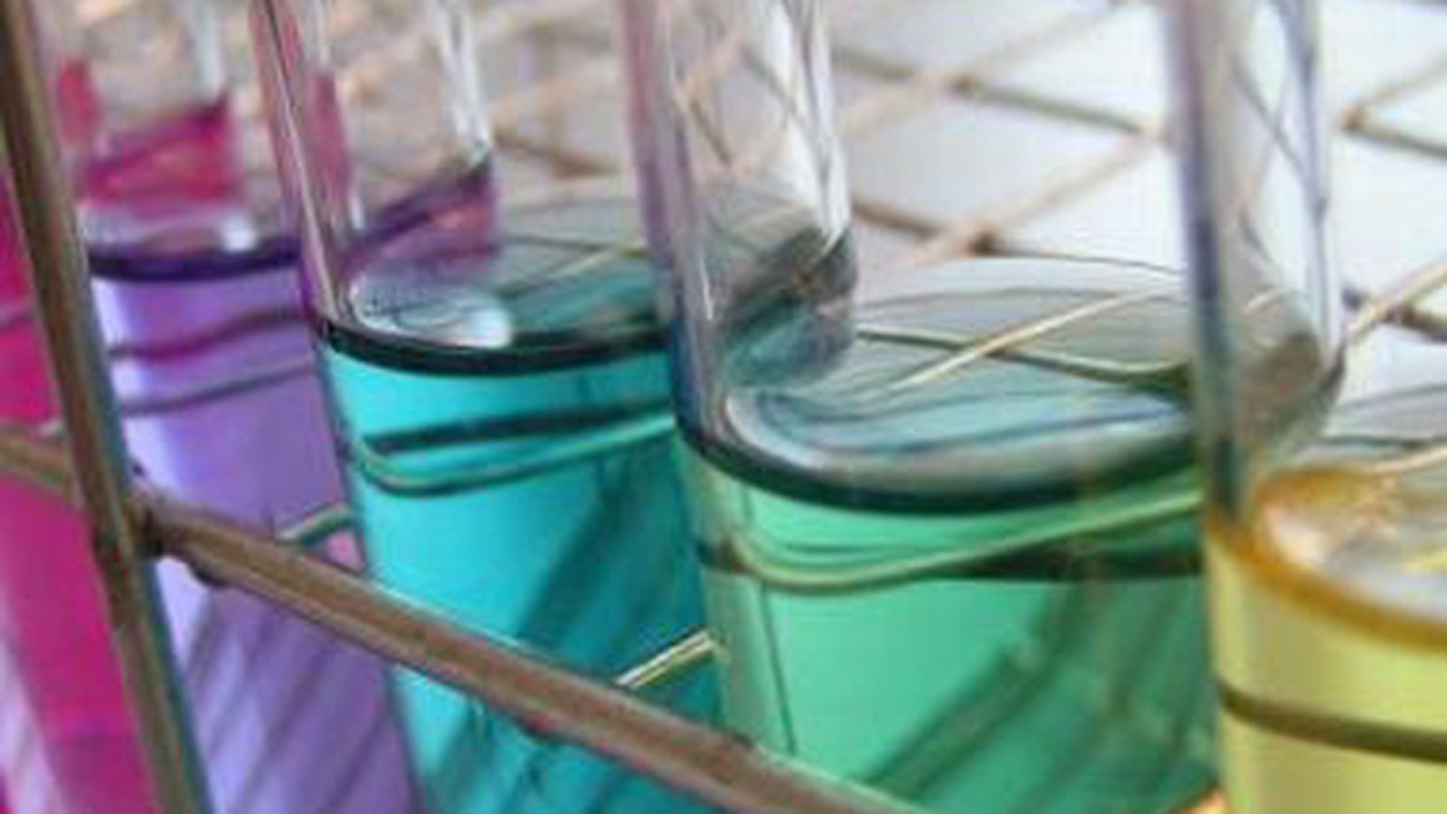 Hættuleg efni í höndum grunnskólanema - Vísir