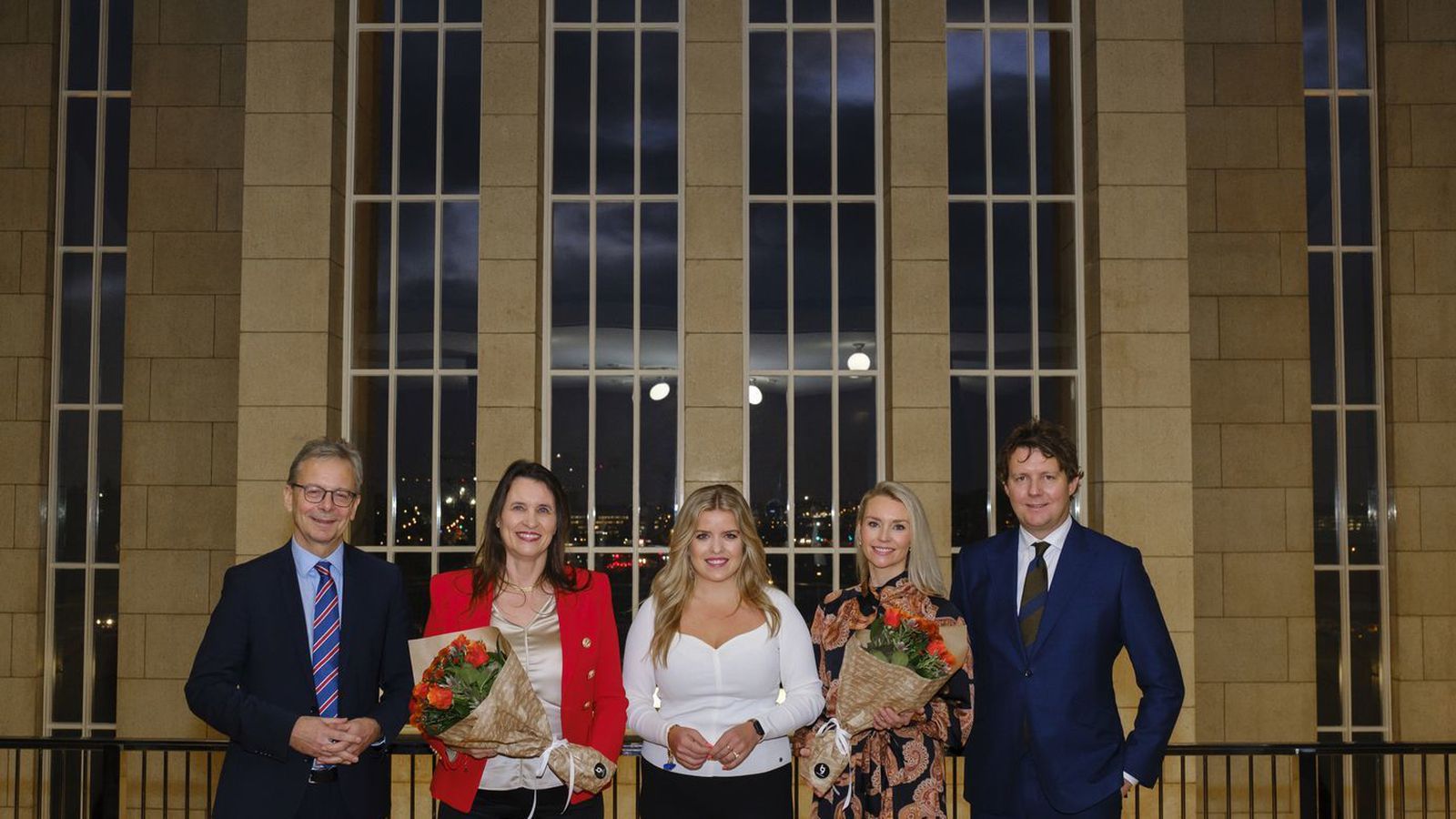 Krónan og Rio Tin­to hljóta Hvatningar­verð­laun jafn­réttis­mála - Vísir