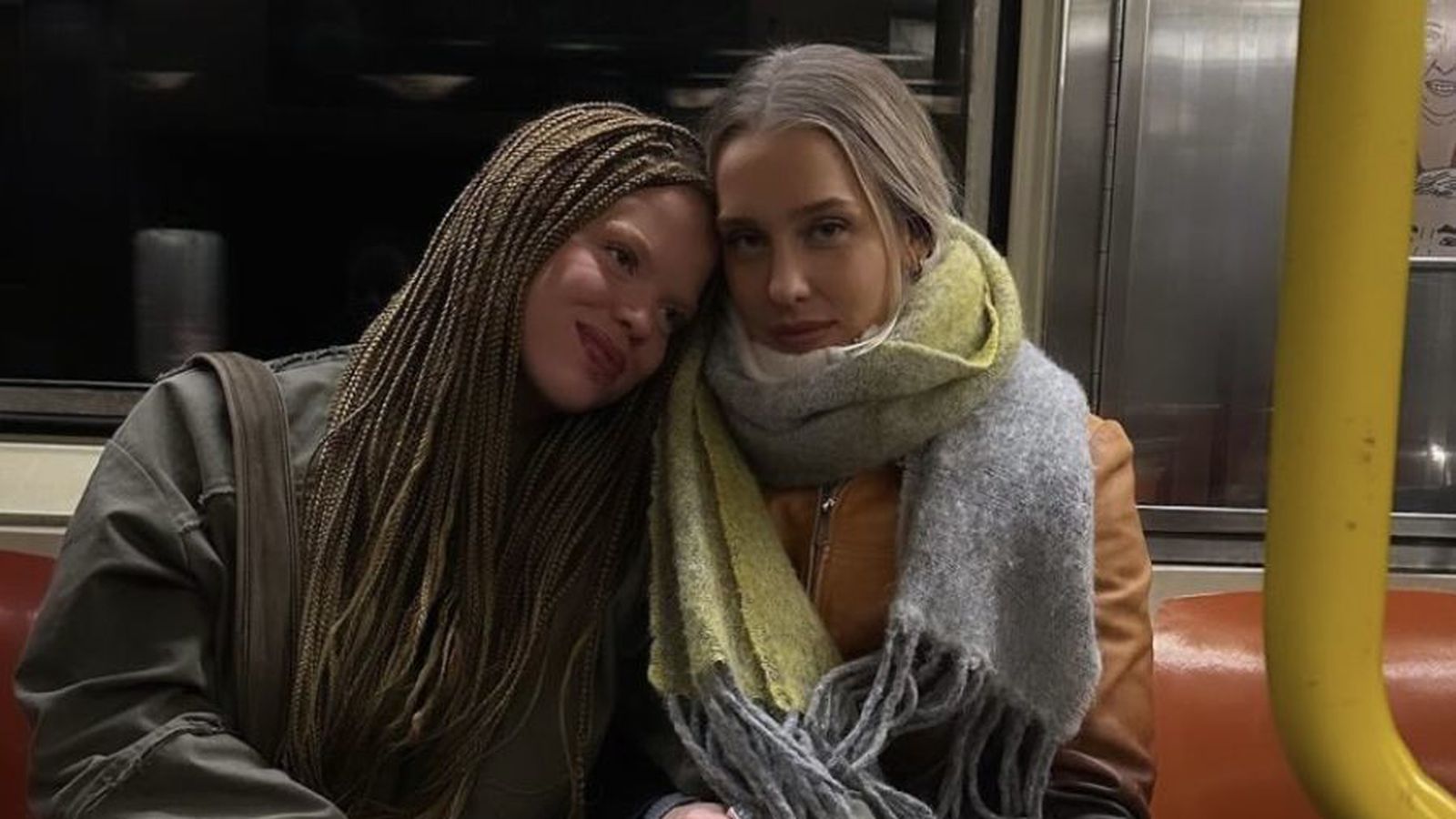 Ástin blómstrar hjá Ást­hildi Báru og Sóldögg - Vísir