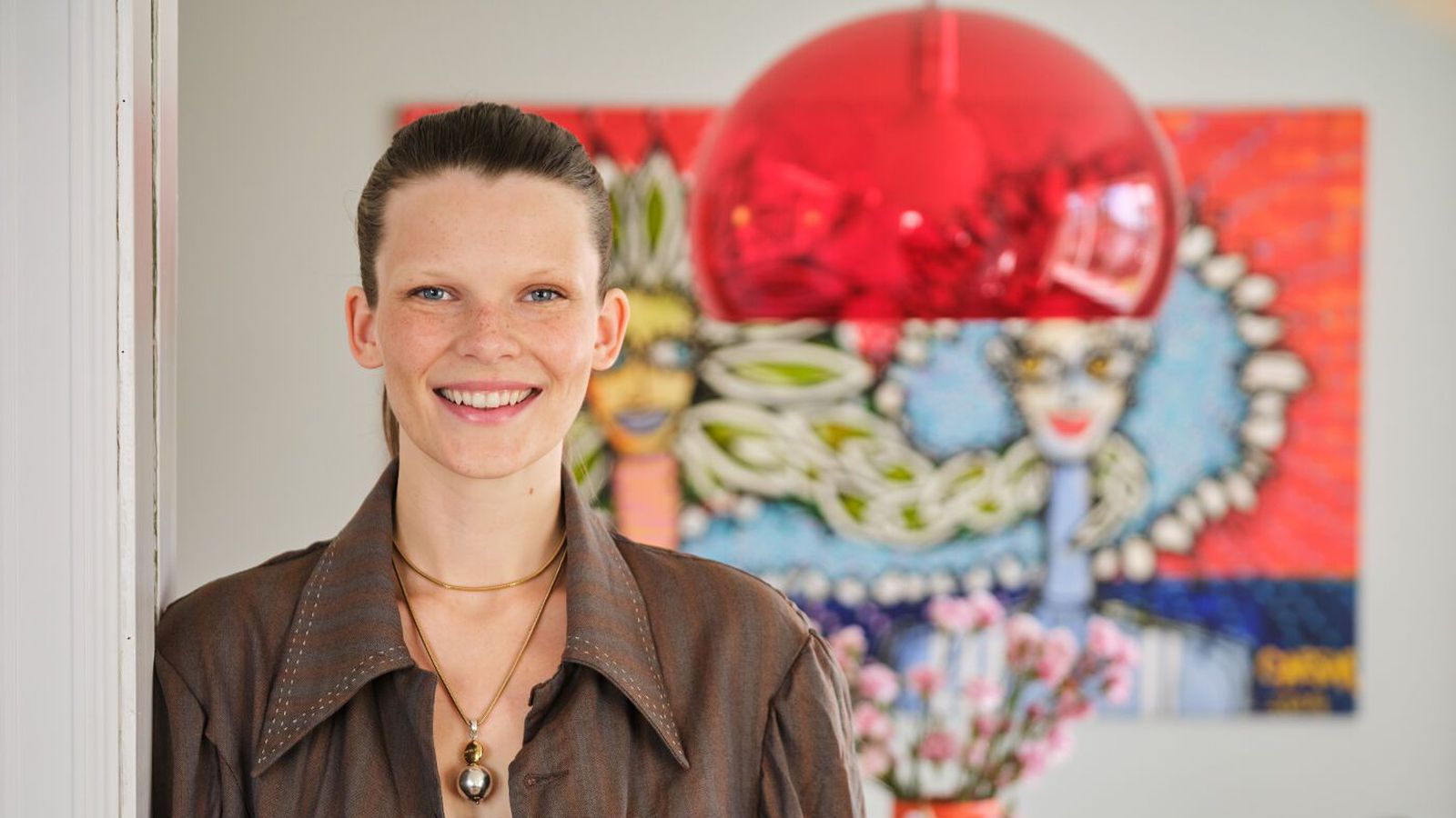 Kláraði lög­fræði meðan hún sat fyrir hjá Dior - Vísir