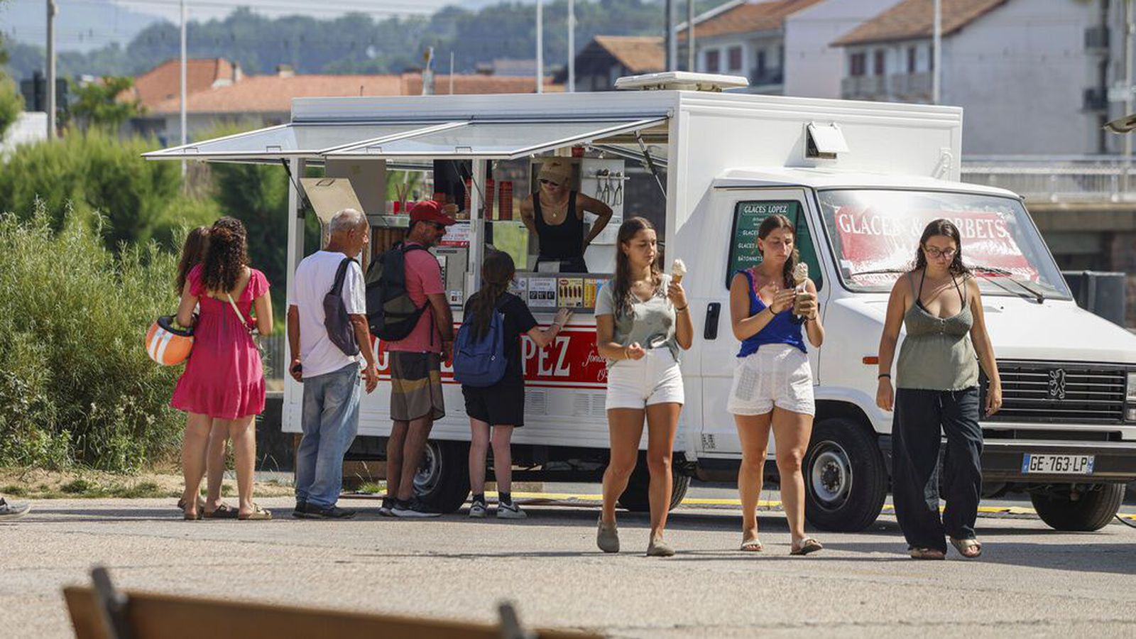 Rauðar við­varanir víða í Evrópu vegna hitans - Vísir