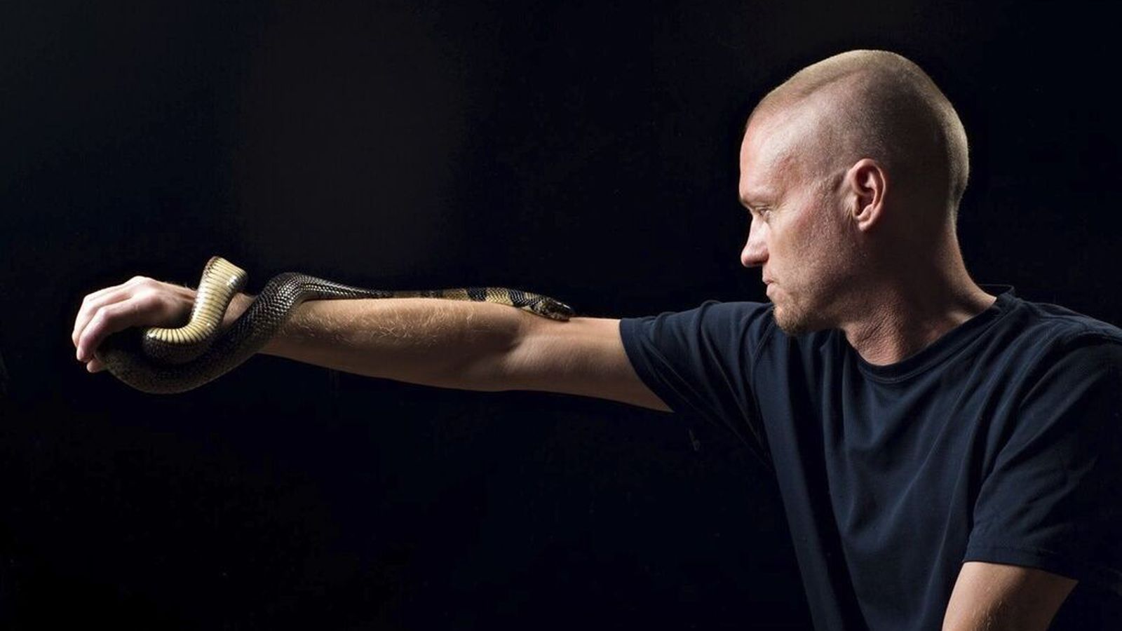 Maður sem lét snáka bíta sig 200 sinnum lykill að tímamótamóteitri - Vísir