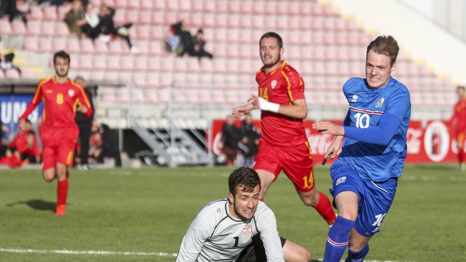 Oliver ekki með gegn Makedónum | Ragnar Bragi nýliði - Vísir