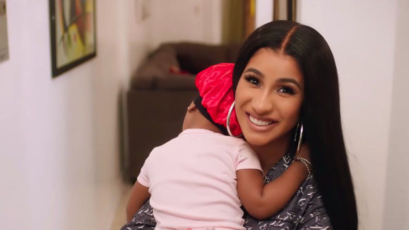 Cardi B svarar 73 spurningum - Vísir