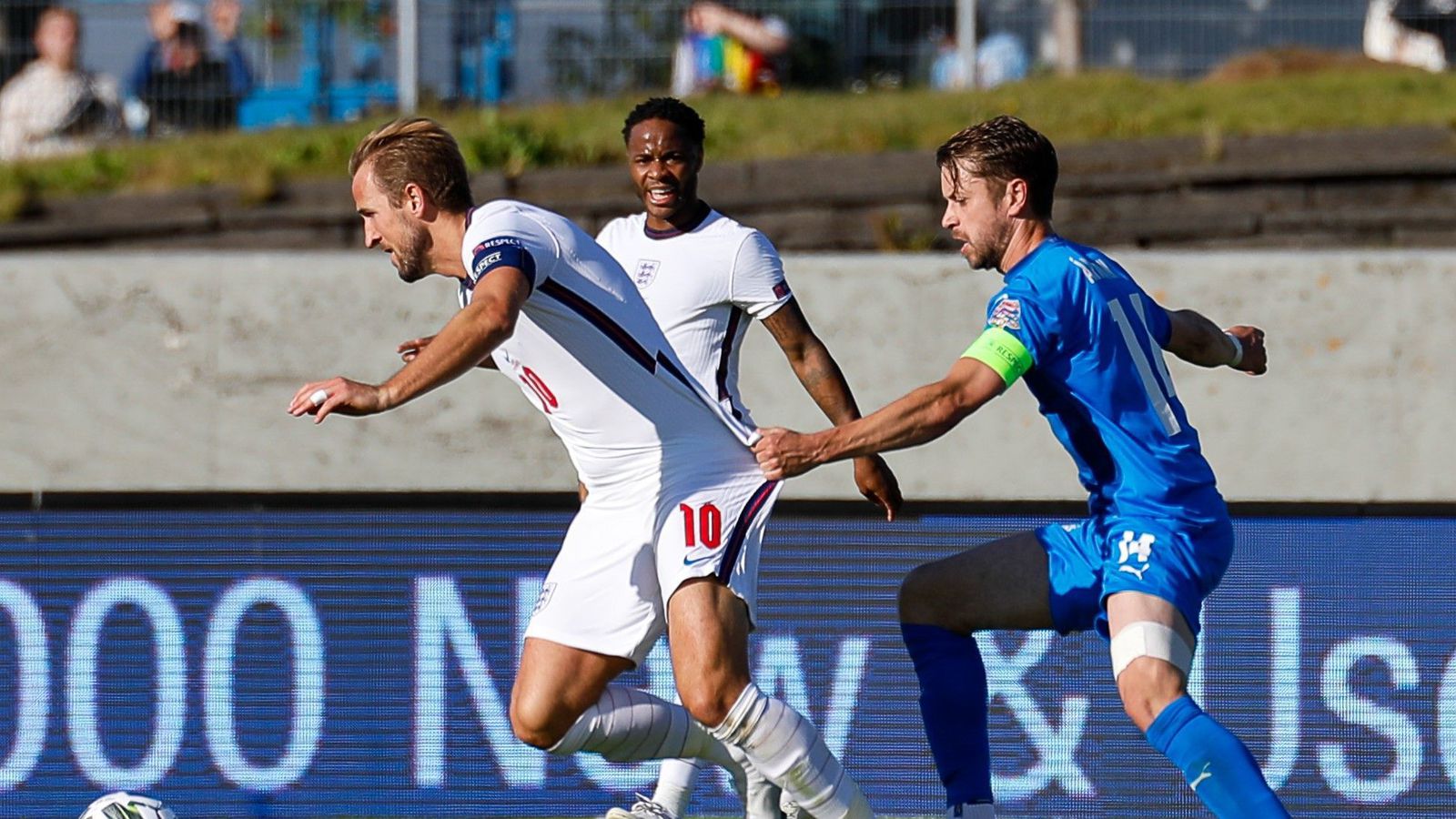 Kári: Hann getur ekki fjarlægt hendurnar - Vísir