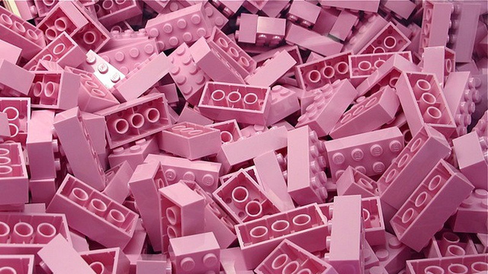 Lego kynnir bleika og pastellitaða kubba - Vísir