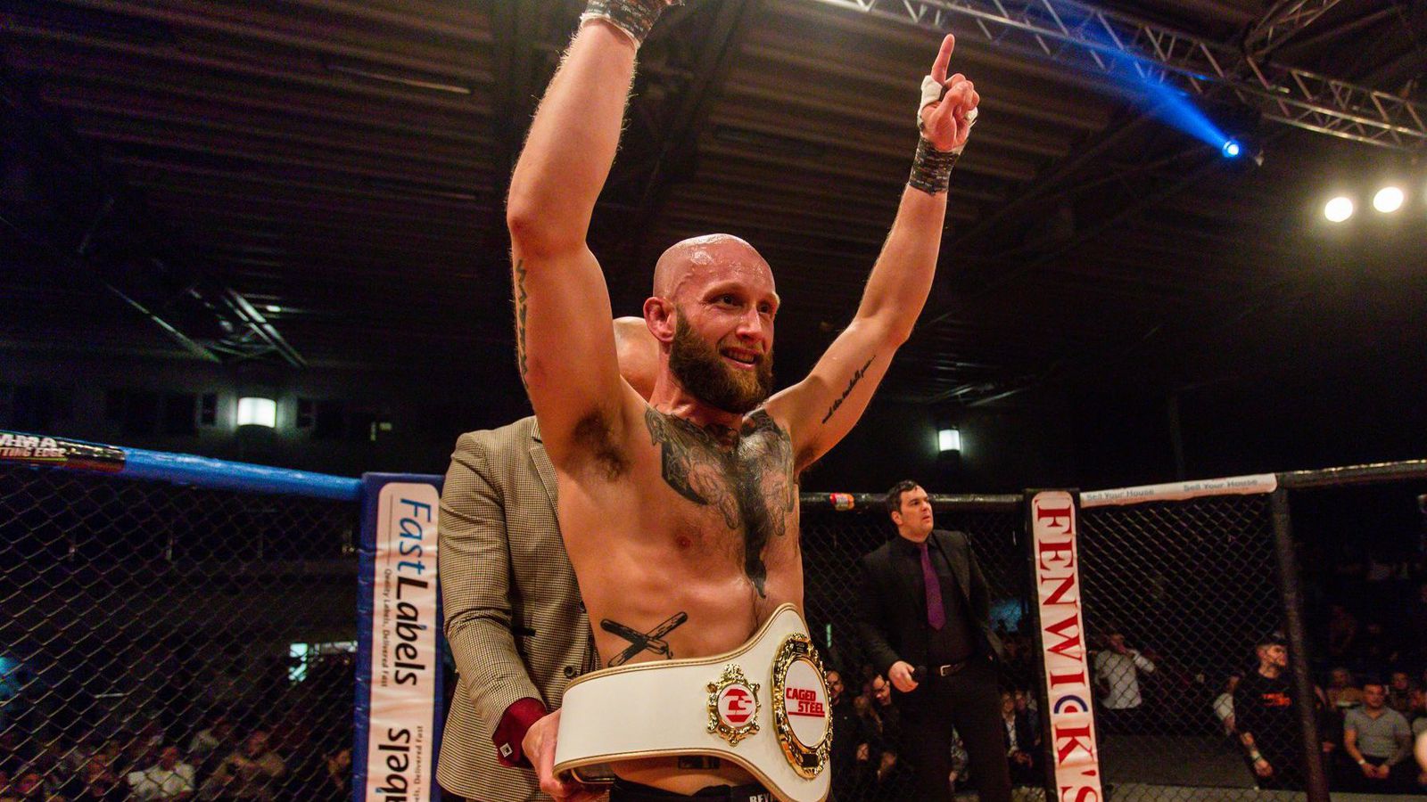 Dómaraskandall í Donca­ster: Hrafn sviptur titlinum daginn eftir skraut ...