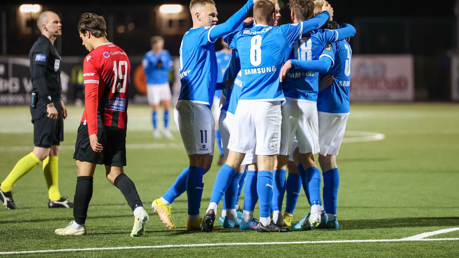 Umfjöllun og myndir: Stjarnan - Víkingur 2-1 | Stjörnu­menn sendu ...