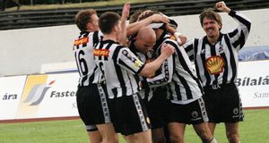 Einkaþotan laus úr slitlaginu og farin burt - Vísir