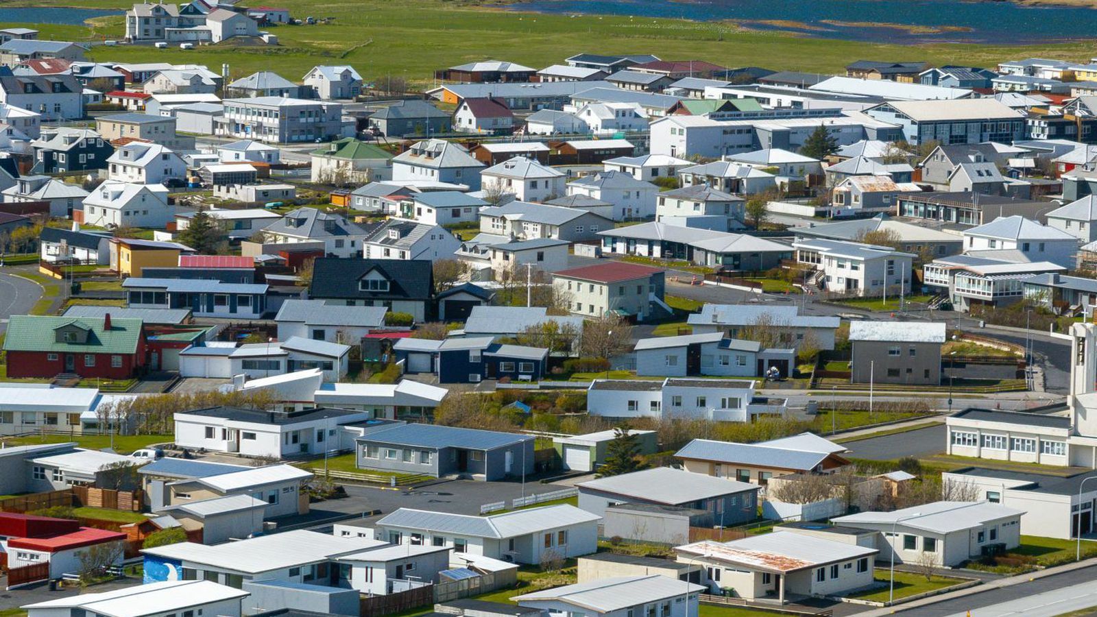 „Sér­kenni­leg“ hækkun íbúðaverðs á tímum hárra vaxta - Vísir