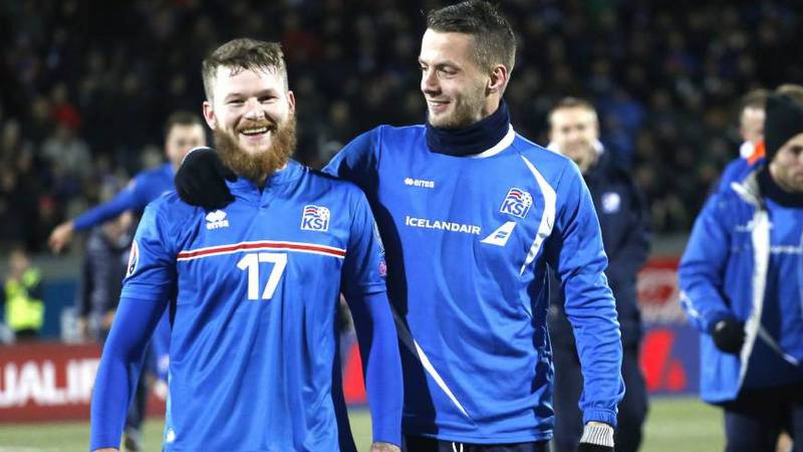 Gaupi og strákarnir eftir sigurinn magnaða í Dalnum - Vísir