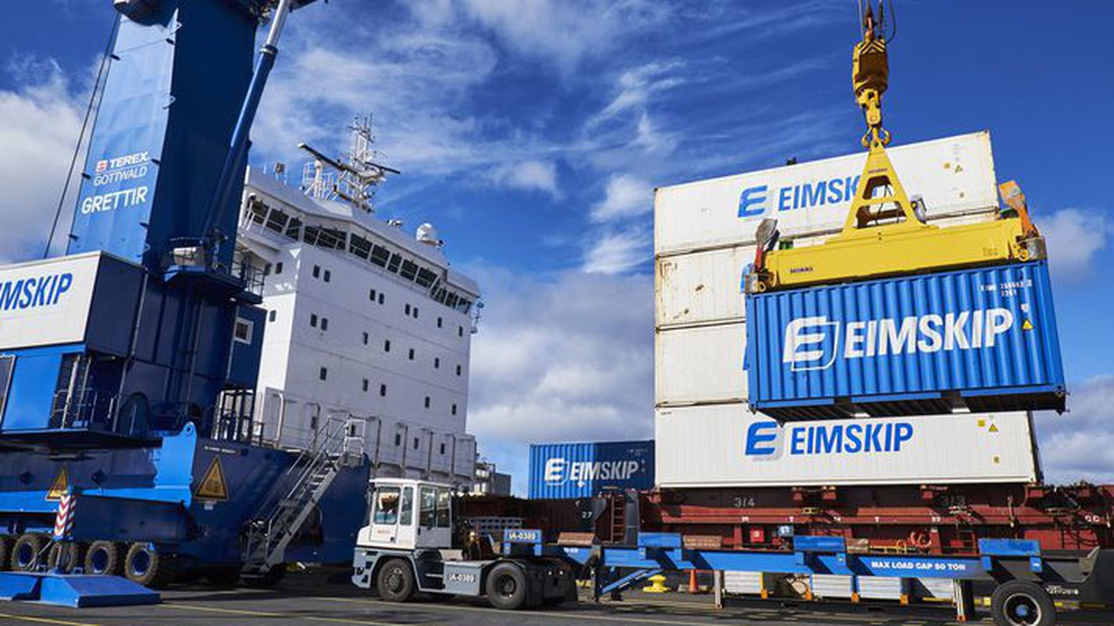 Eimskip lækkar laun forstjóra - Vísir