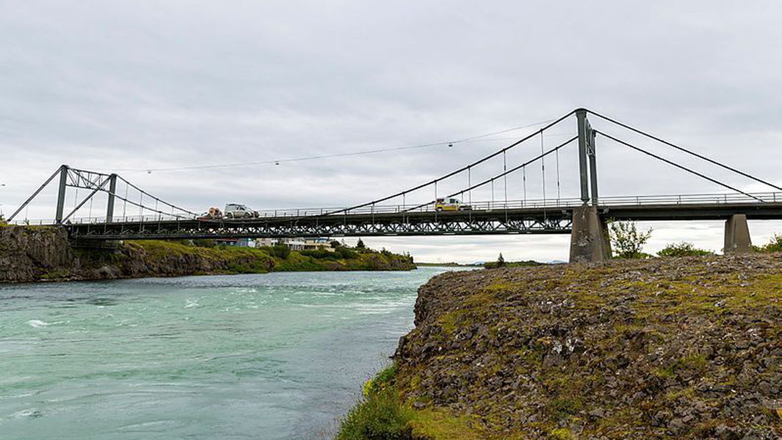 Skora á Al­þingi að axla á­byrgð og greiða fyrir nýrri Ölfus­ár­brú - Vísir
