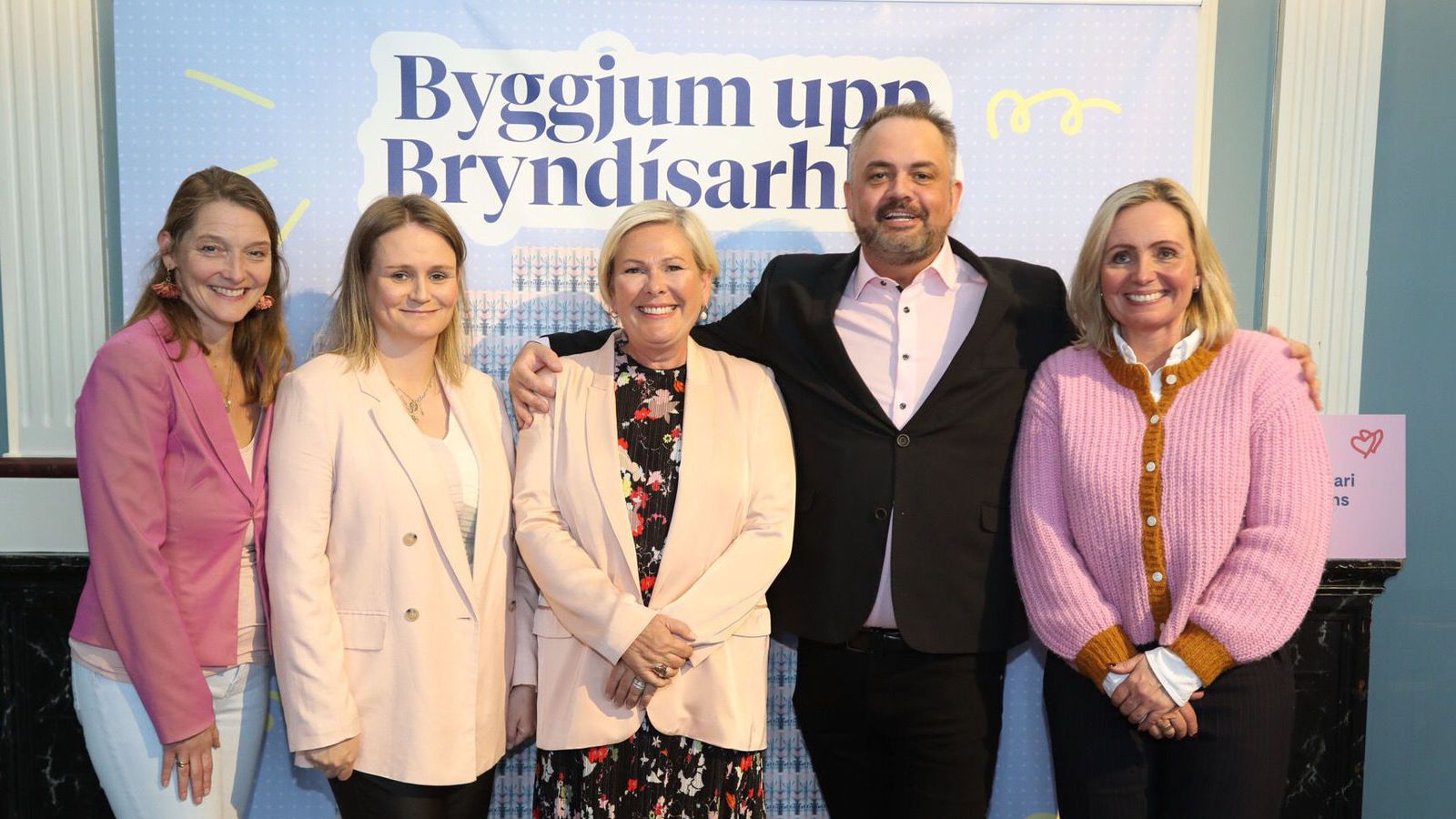 Kærleiksherferð til heiðurs Bryn­dísi Klöru og betra sam­fé­lagi - Vísir