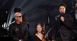 Einkaþotan laus úr slitlaginu og farin burt - Vísir