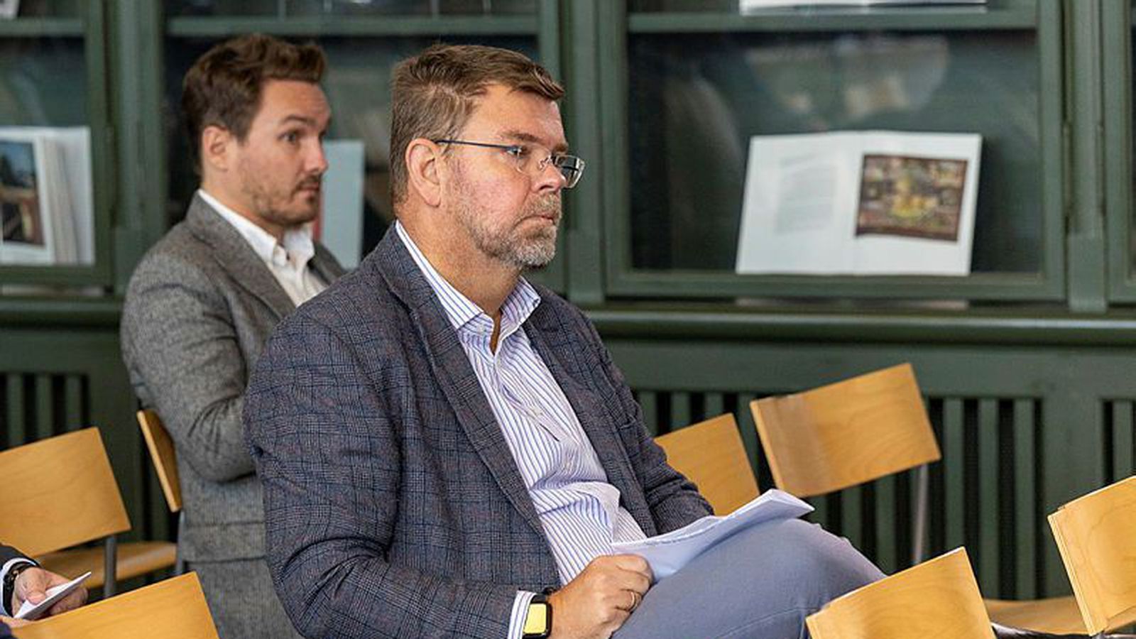 Taka minna mark á leið­sögn nefndarinnar og spá lækkunum - Vísir