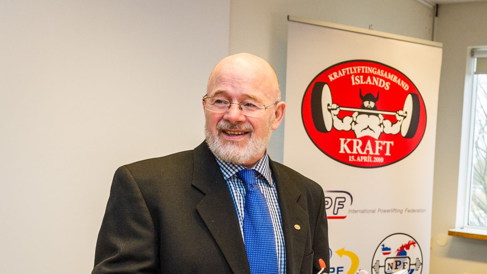 Skúli Óskars­son er látinn - Vísir