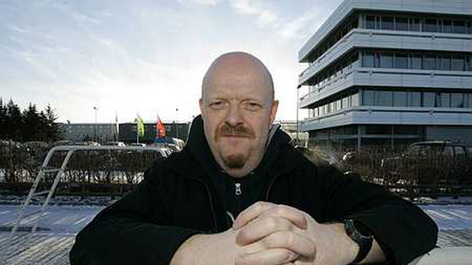 Dr. Gunni óhress með lélegt myndband við Gamla góða Villa - Vísir