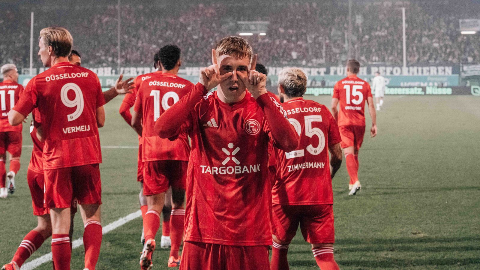 Ísak Berg­mann kom Düsseldorf til bjargar - Vísir