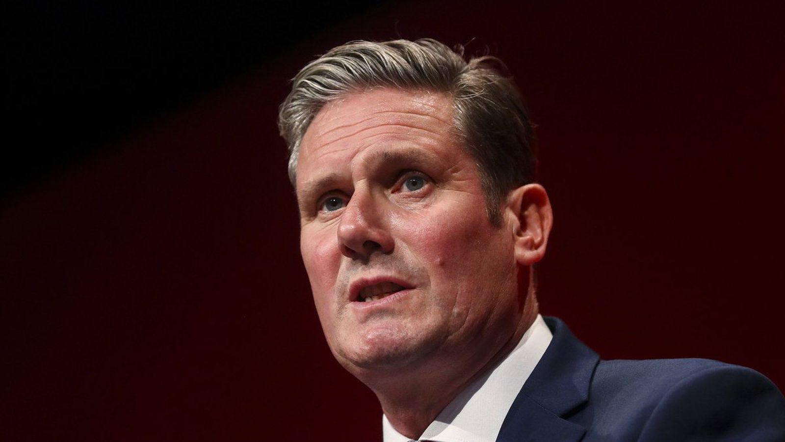 Segir Johnson reyna að skapa óeirðir og læti - Vísir