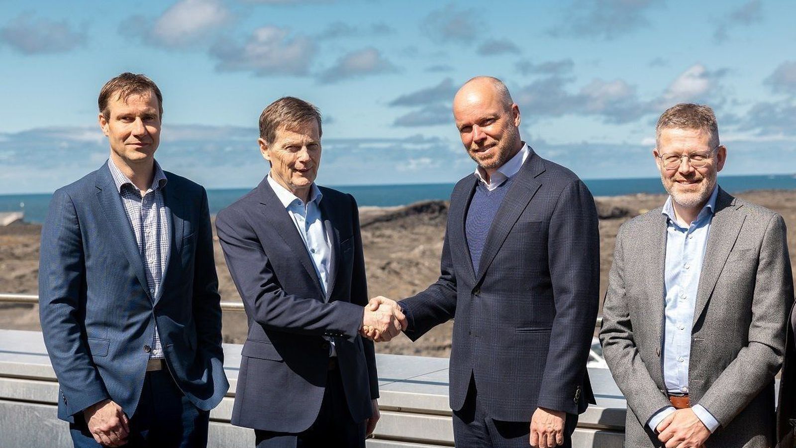 Bein út­sending: Kynna 45 milljarða króna upp­byggingu lax­eldis á ...