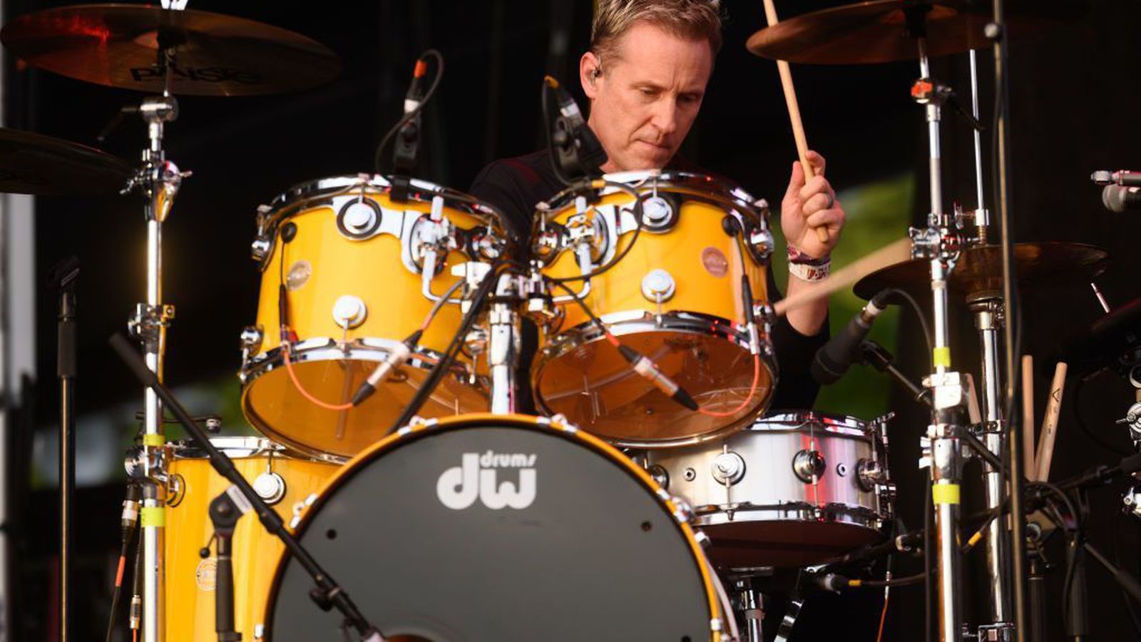 Tekur við kjuðunum í Foo Fig­hters - Vísir