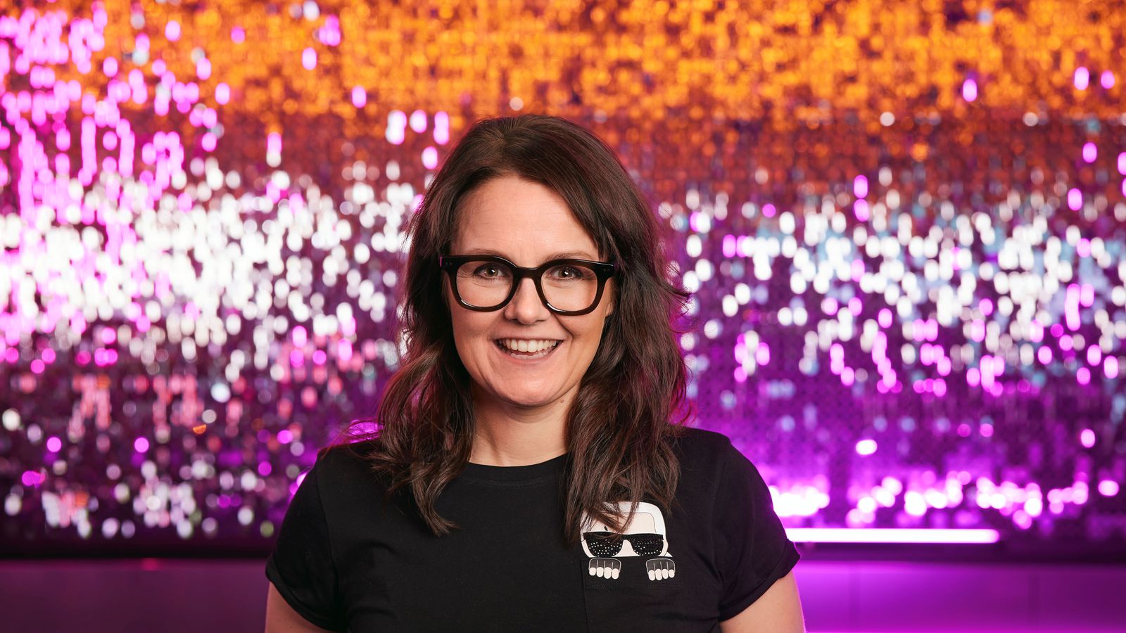 Blóm­a­skeið er fram­undan í fjar­skipt­um með frek­ar­i snjall­væð­ing ...