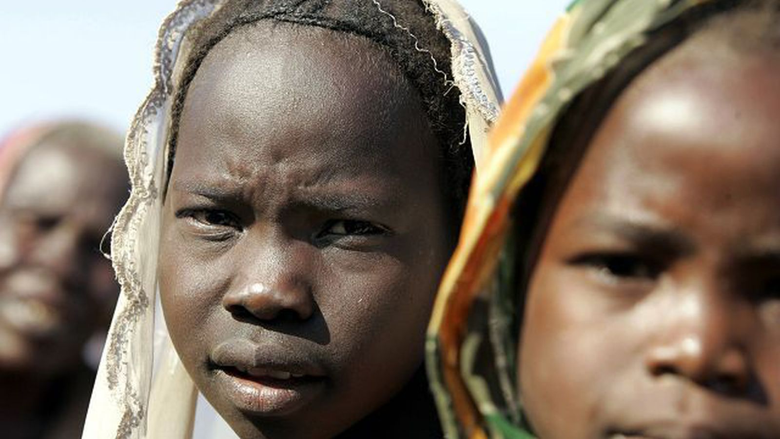 Hundruð þúsunda talin af - Vísir