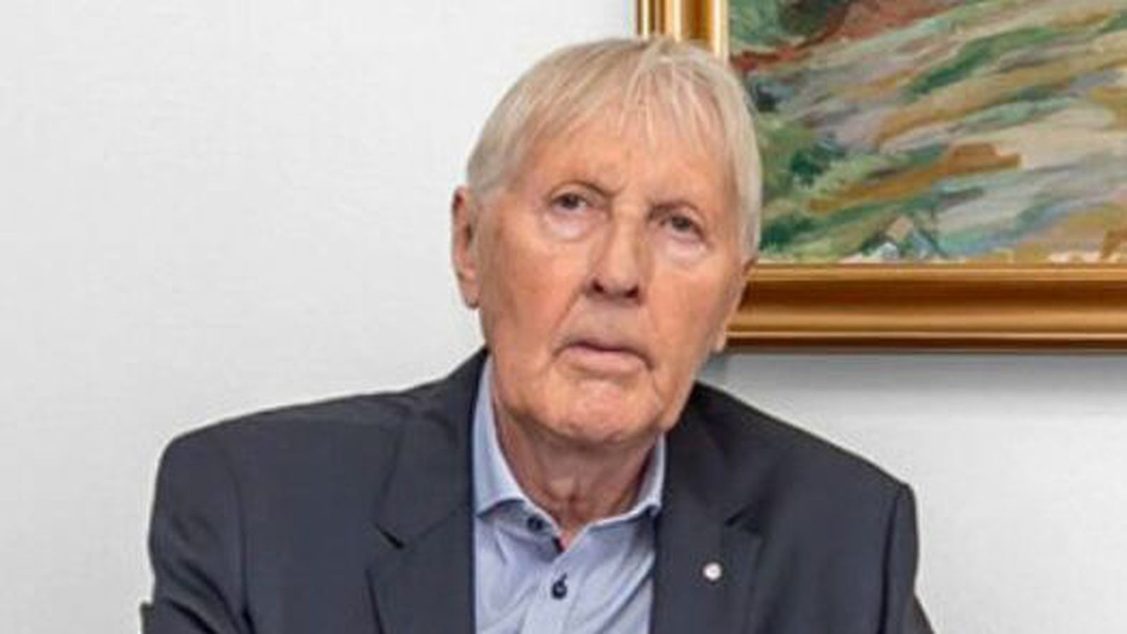 Jón Guð­munds­son fast­eigna­sali er látinn - Vísir