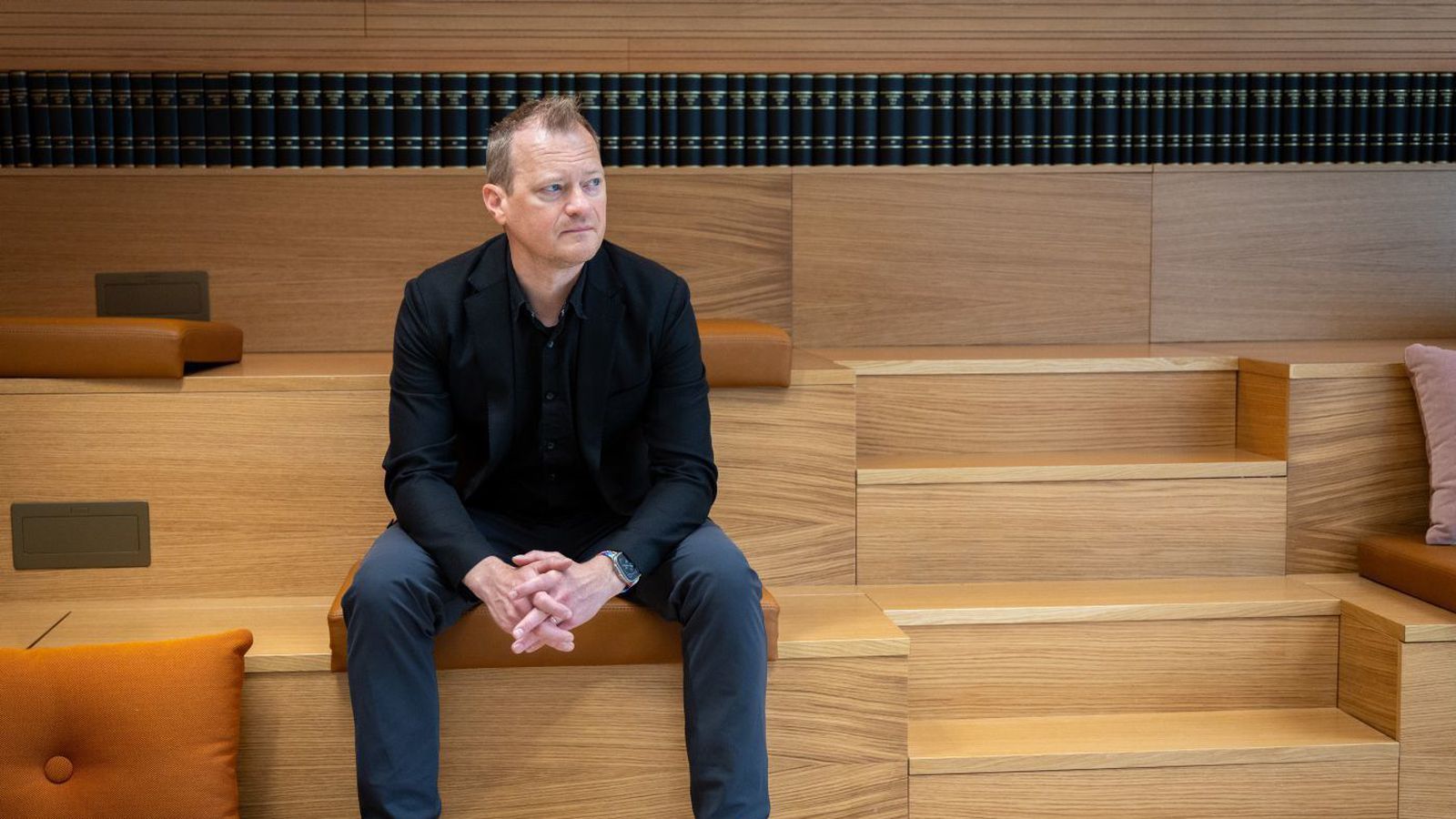 Snillingur í út­löndum: „Þegar vinirnir keyptu sér nammi keypti ég mér ...