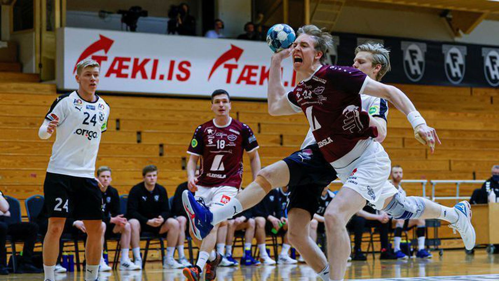 Umfjöllun og viðtöl: Selfoss - ÍBV 31-31 | Jafnt í háspennuleik í ...