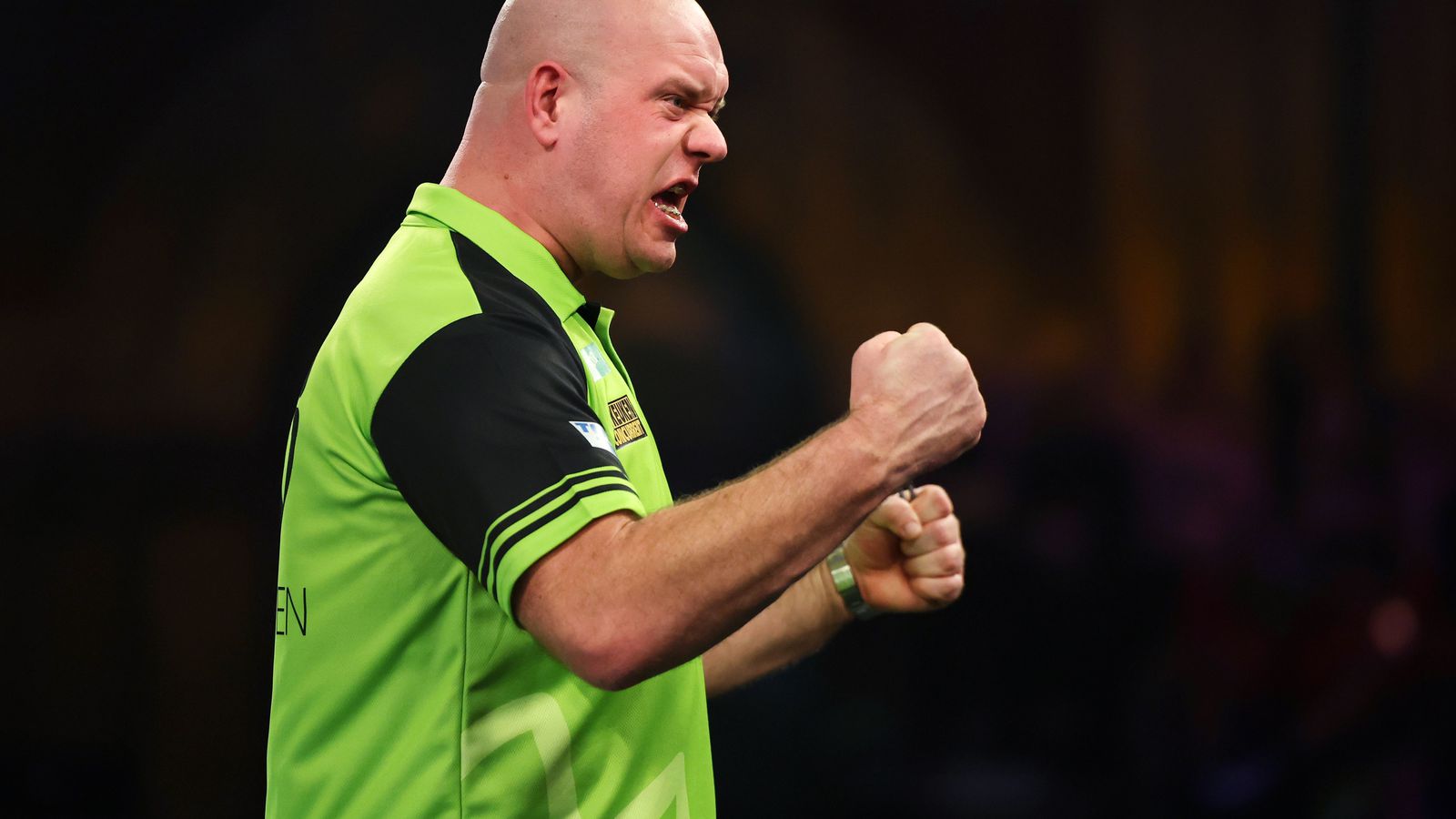 Van Gerwen flaug á­fram en James Wade er úr leik - Vísir