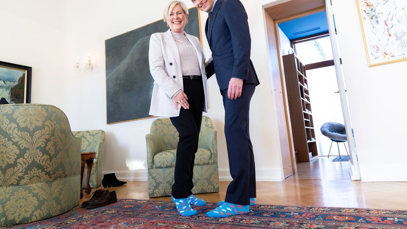 Halla og Bjössi í Mottumars sokkunum í fyrsta sinn - Vísir