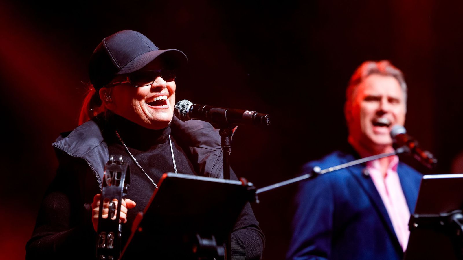 Í lari lei æðið útskýrt: „Þetta barnalag er búið að vera að gera allt ...