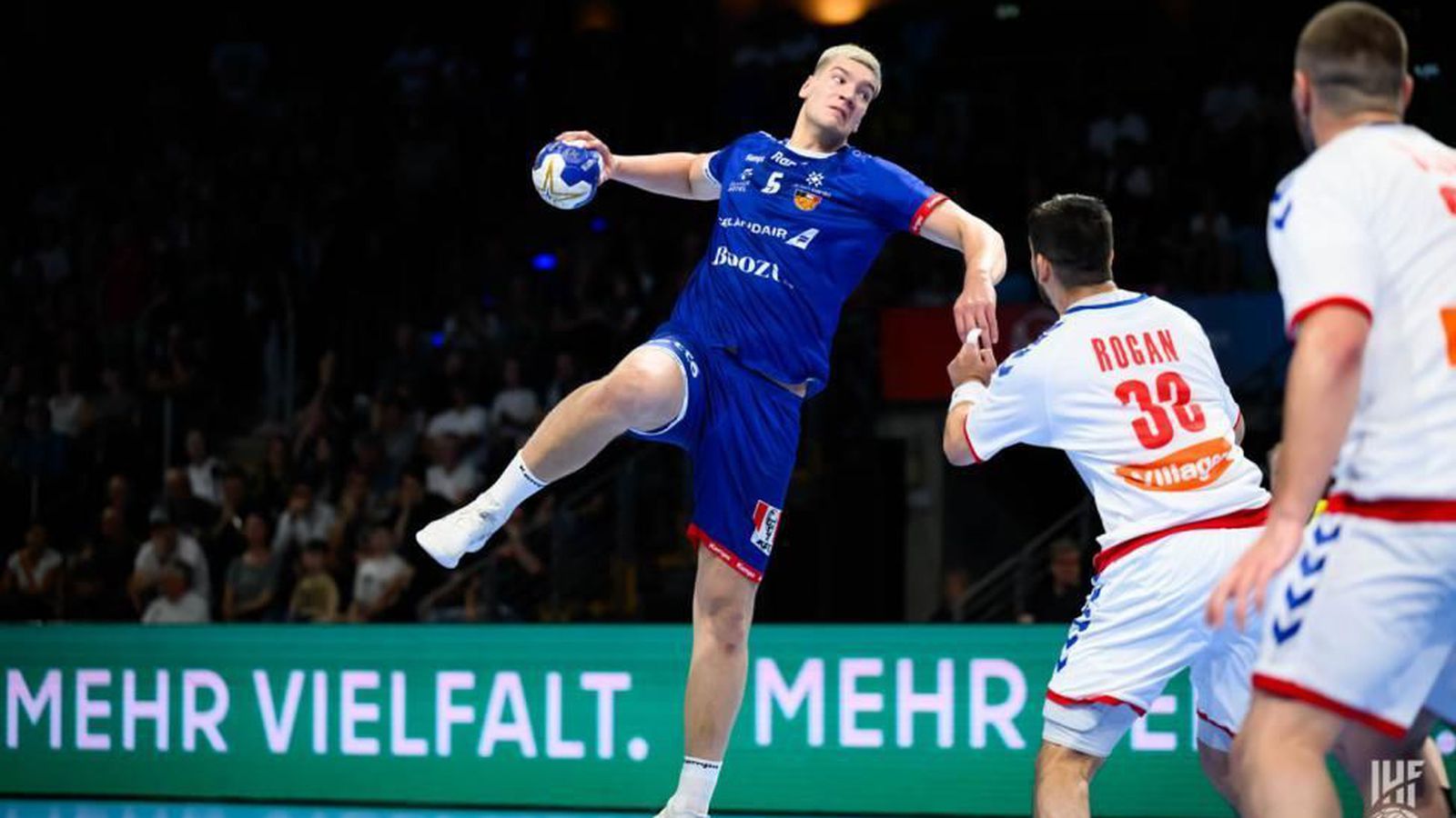 Þor­steinn Leó hafði betur gegn Sti­ven og Orri Freyr fer vel af stað ...