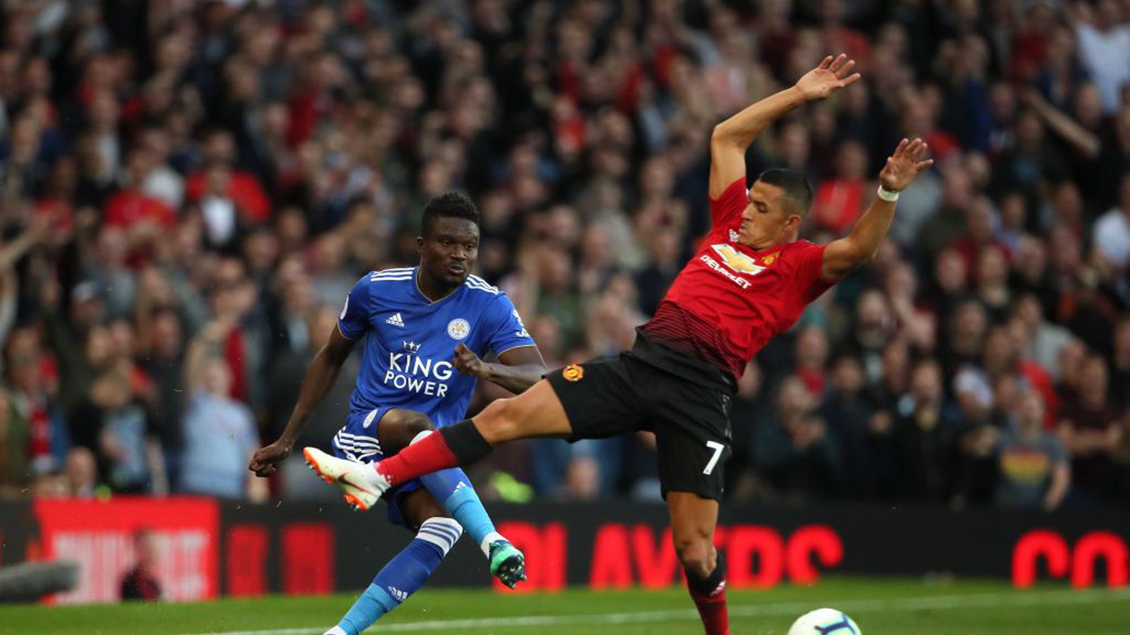 Messan um Sanchez: Var hæfileikum hans stolið eins og í Space Jam? - Vísir